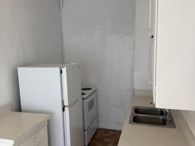 Studio, 1 bath, Condo 1562 7th Avenue