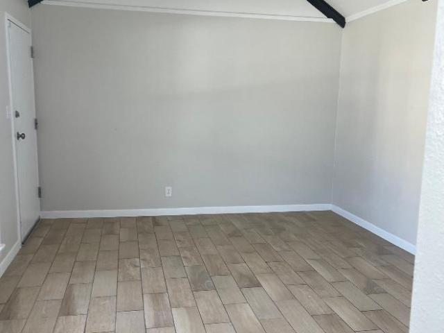 Studio, 1 bath, Condo 1604 S Denver Ave