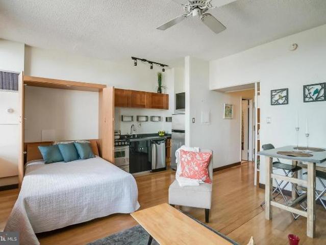 Studio, 1 bath, Condo 1615 Q St NW