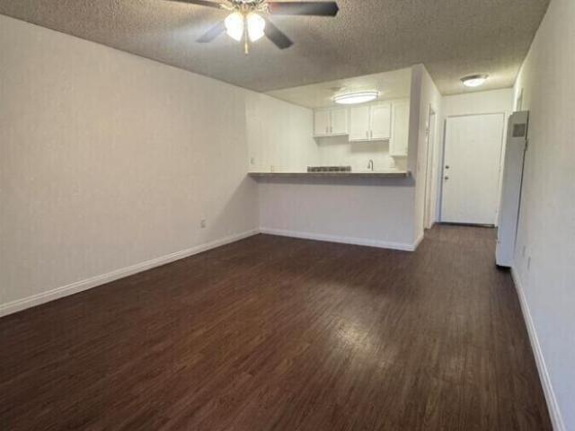 Studio, 1 bath, Condo 1631 West Pampas Lane