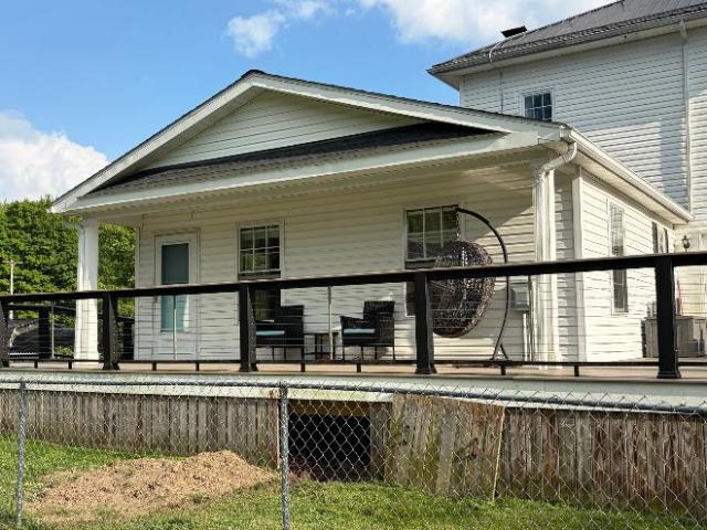 Studio, 1 bath, Condo 1697 Us Highway 6