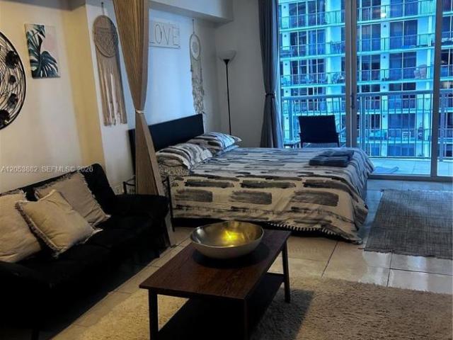 Studio, 1 bath, Condo 1750 N Bayshore Dr
