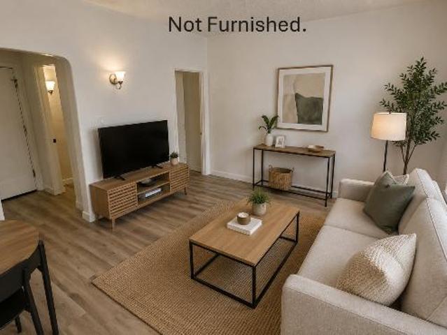 Studio, 1 bath, Condo 1750 S Longwood Ave