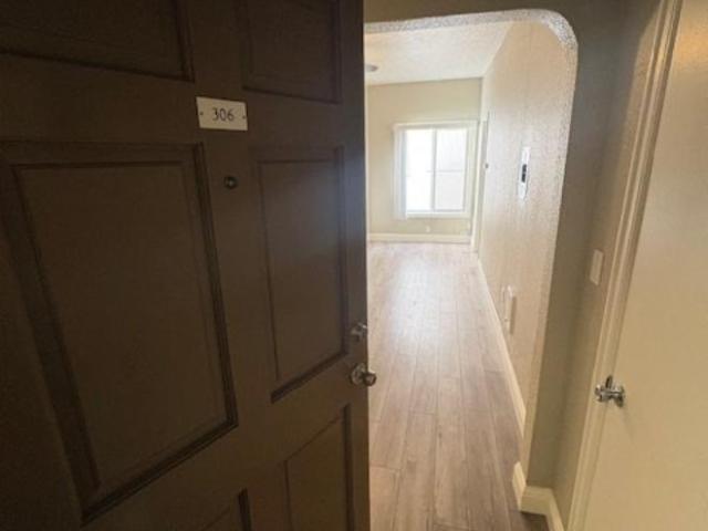 Studio, 1 bath, Condo 1757 26th Ave