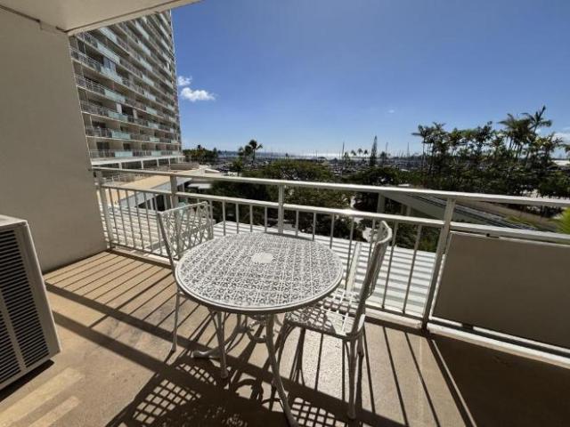 Studio, 1 bath, Condo 1777 Ala Moana Blvd