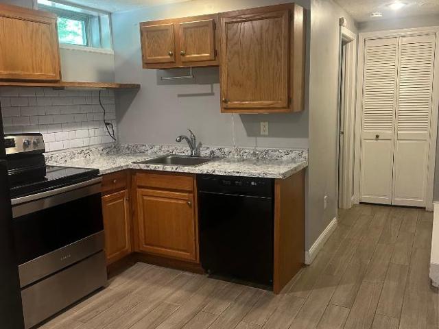 Studio, 1 bath, Condo 178 Southbridge Rd
