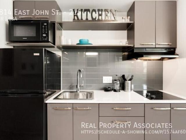 Studio, 1 bath, Condo 1814 East John St