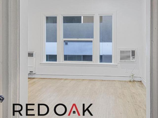 Studio, 1 bath, Condo 1818 Whitley Ave