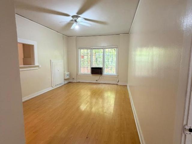 Studio, 1 bath, Condo 1825 N Ivar Ave