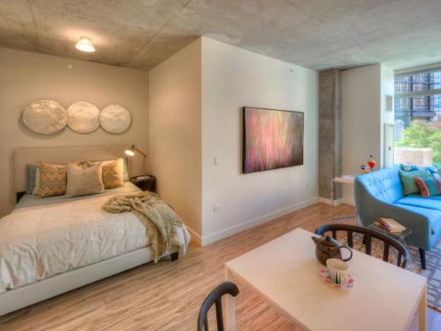 Studio, 1 bath, Condo 187 N Desplaines St