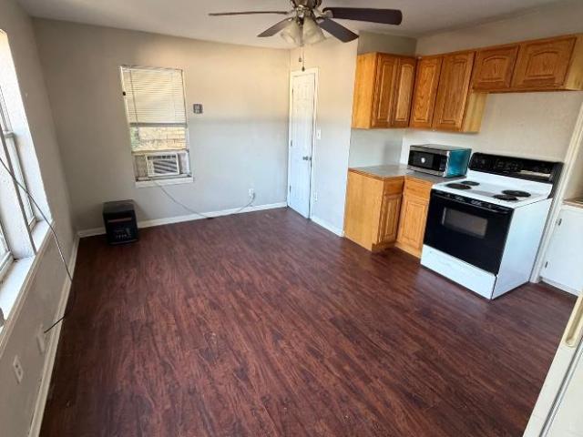 Studio, 1 bath, Condo 1842 A NW 12th St