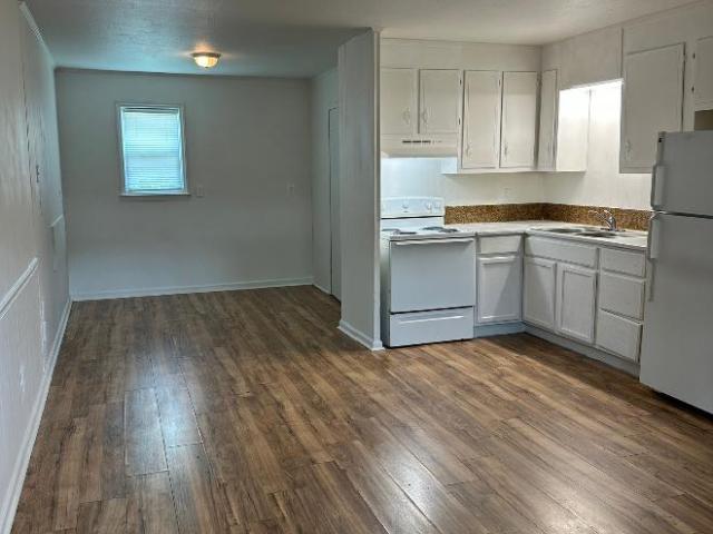 Studio, 1 bath, Condo 1923 Norwood St