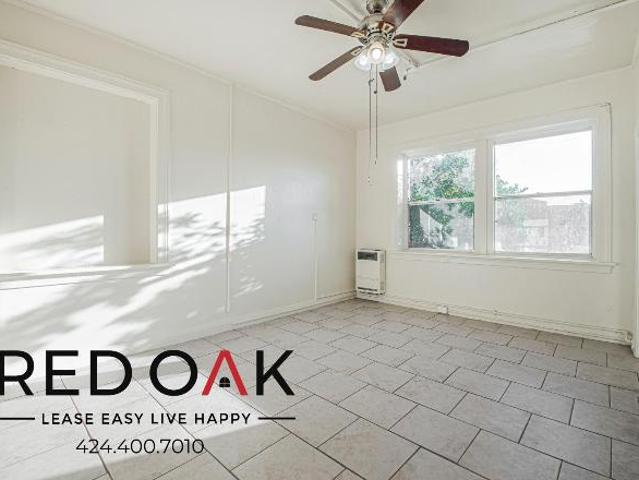 Studio, 1 bath, Condo 1000 S Grand View St
