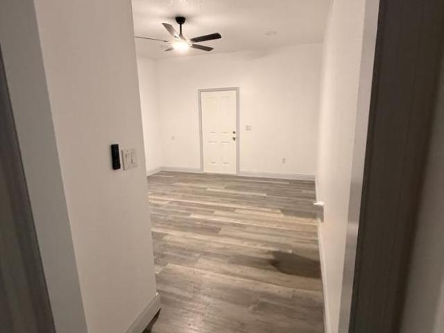 Studio, 1 bath, Condo 1001 W 8th Street