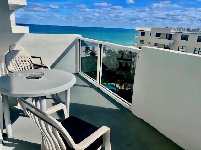 Studio, 1 bath, Condo 100 Lincoln Rd