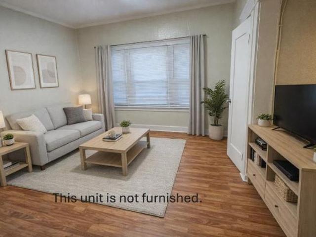 Studio, 1 bath, Condo 1026 Ingraham St