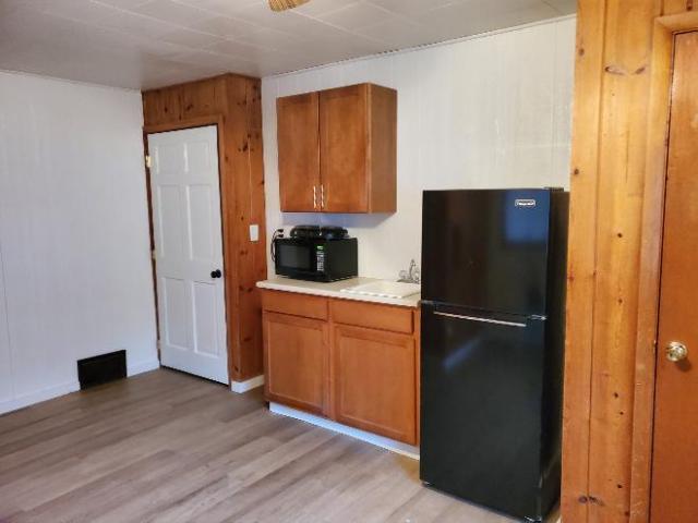 Studio, 1 bath, Condo 10370 Ute Pass Avenue