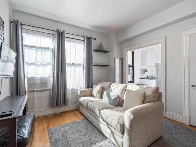 Studio, 1 bath, Condo 1101 L St NW