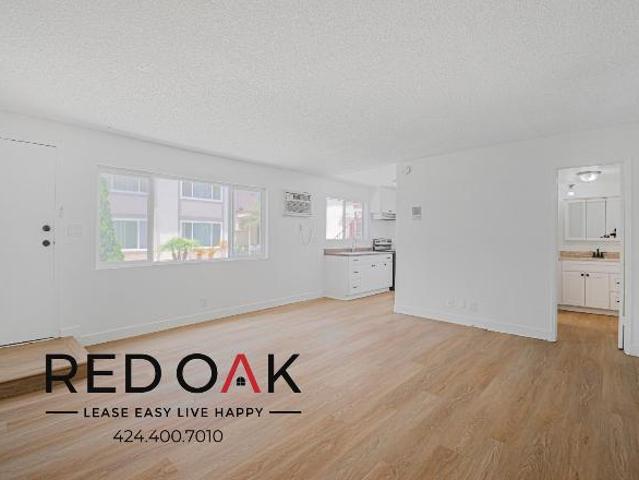 Studio, 1 bath, Condo 11051 Barnwall St