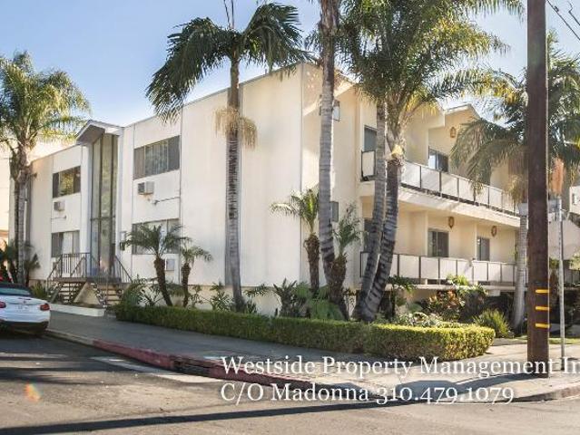 Studio, 1 bath, Condo 11360 Iowa Ave