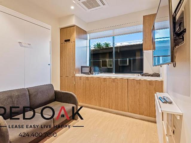 Studio, 1 bath, Condo 11649 Mayfield Avenue