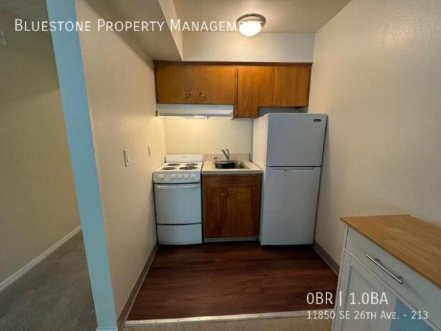 Studio, 1 bath, Condo 11850 SE 26th Ave