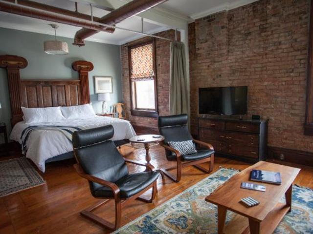 Studio, 1 bath, Condo 119 South Main St