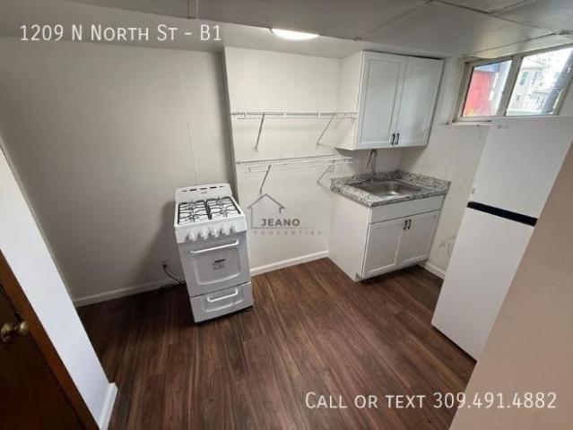 Studio, 1 bath, Condo 1209 N North St