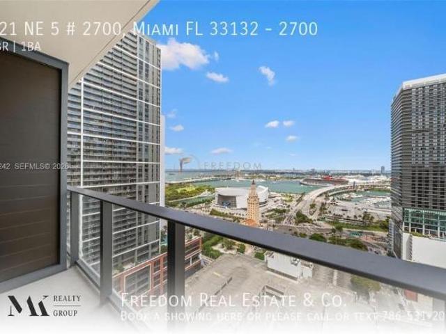 Studio, 1 bath, Condo 121 NE 5