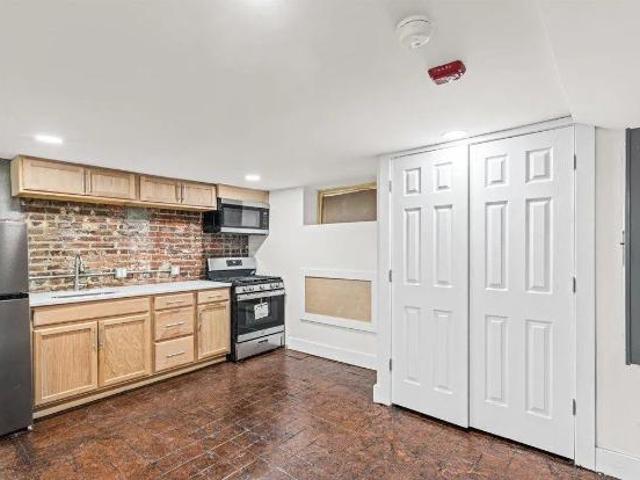 Studio, 1 bath, Condo 1222 Chancellor St
