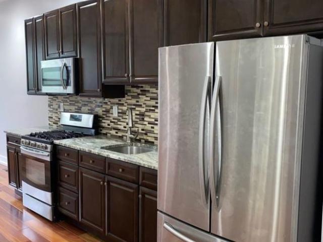 Studio, 1 bath, Condo 1236 E Columbia Ave