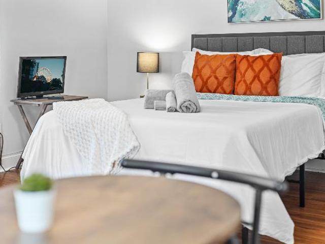 Studio, 1 bath, Condo 1267 Atlantic Drive NW