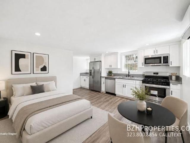 Studio, 1 bath, Condo 1267 Vin Scully Ave