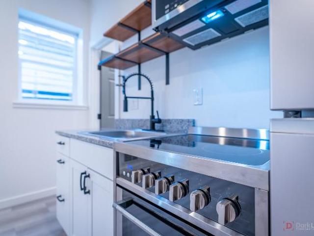 Studio, 1 bath, Condo 130 N F St