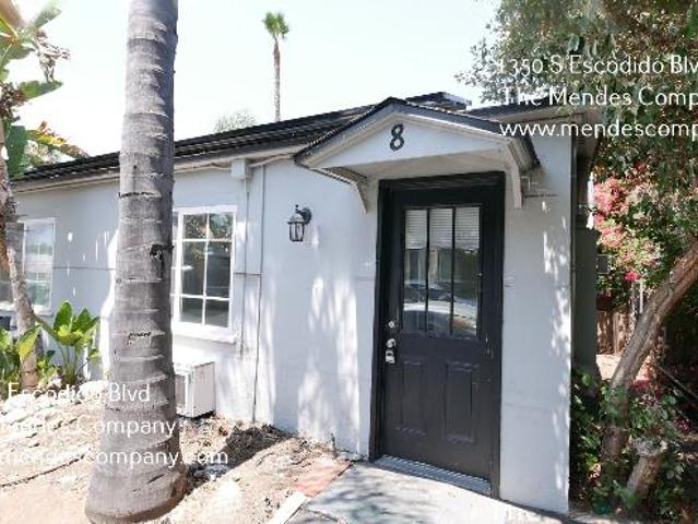 Studio, 1 bath, Condo 1350 South Escondido Blvd