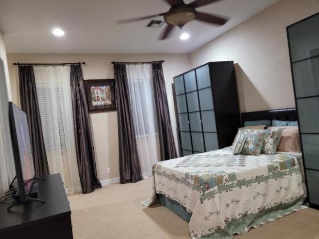 Studio, 1 bath, Condo 139 Edenberry Ave