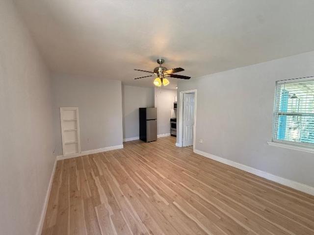 Studio, 1 bath, Condo 240 30th Ave N