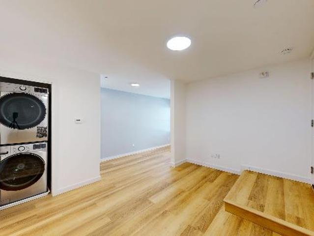 Studio, 1 bath, Condo 2425 Buchanan St