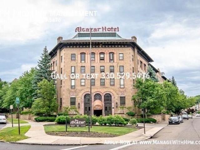 Studio, 1 bath, Condo 2450 Derbyshire Rd