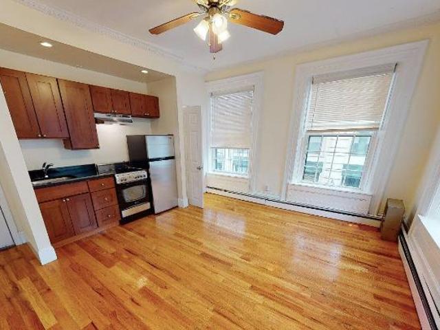 Studio, 1 bath, Condo 24 Joy St