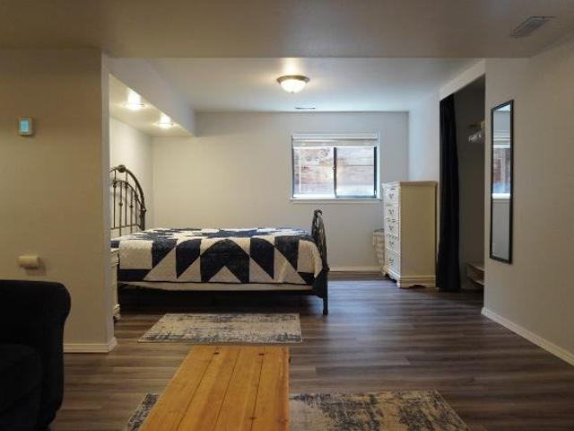 Studio, 1 bath, Condo 250 Medford Dr