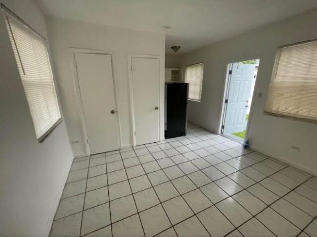 Studio, 1 bath, Condo 250 Ne 77 Street