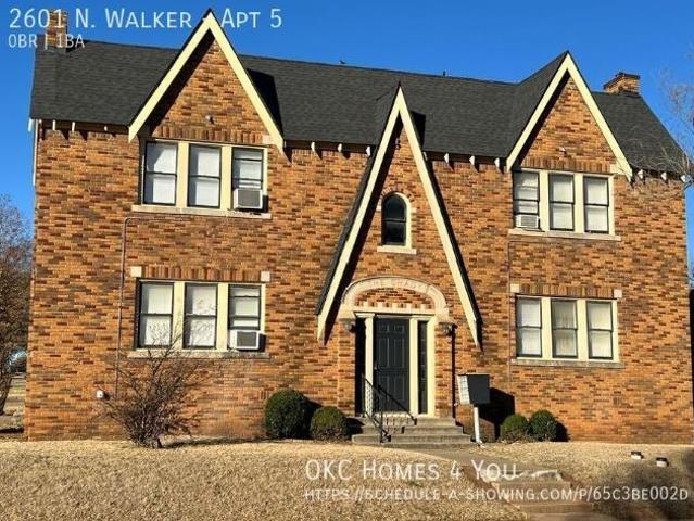Studio, 1 bath, Condo 2601 N Walker