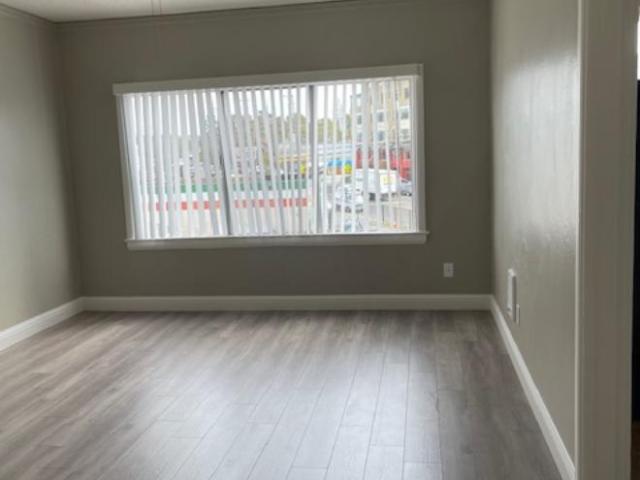 Studio, 1 bath, Condo 2624 Foothill Blvd
