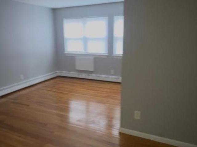 Studio, 1 bath, Condo 26 Stiles St