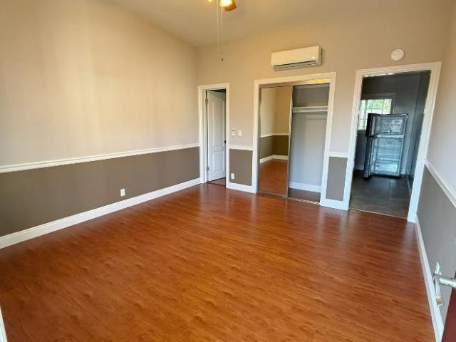 Studio, 1 bath, Condo 276 S Sierra Madre Blvd