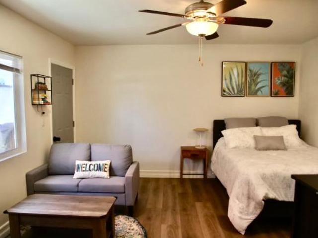 Studio, 1 bath, Condo 28102 S Montereina Dr