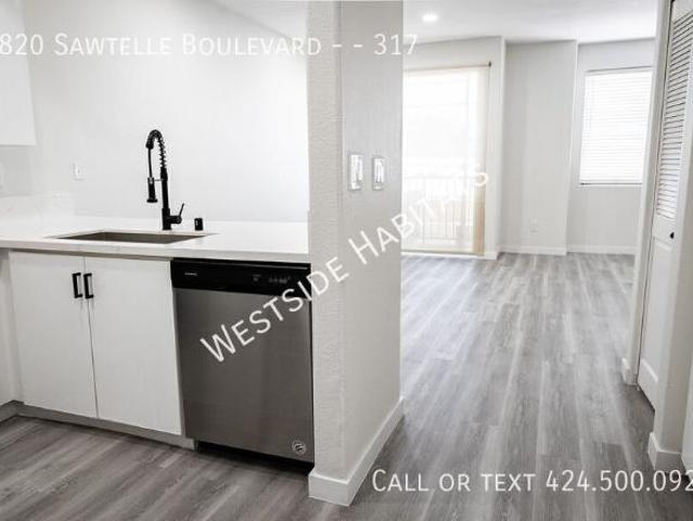 Studio, 1 bath, Condo 2820 Sawtelle Boulevard