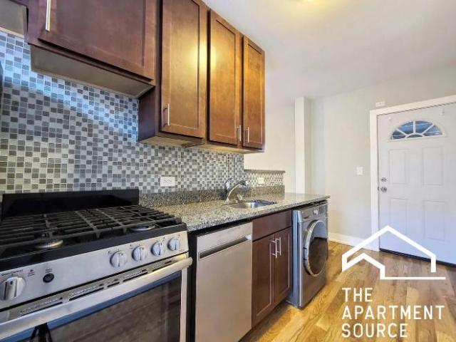 Studio, 1 bath, Condo 2904 North Mildred Ave