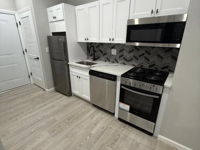 Studio, 1 bath, Condo 201 Governor St
